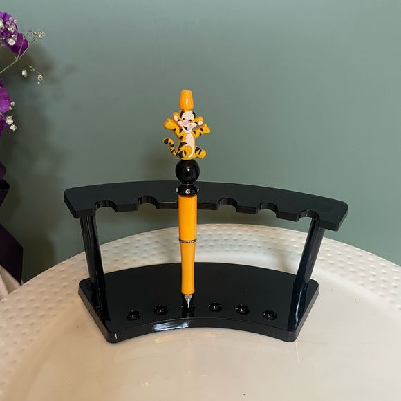 Hand Crafted | Holiday | Artisan Designed Beaded Pen Winnie The Pooh ...